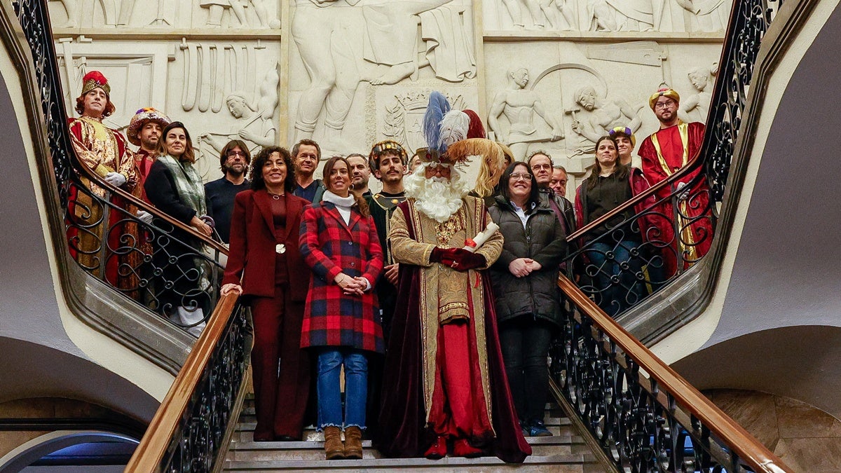 La pluja no frena l'Ambaixador Reial, que ja és a Sabadell